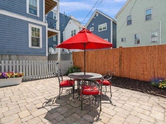 2 bedroom, Boston MA 02127 LS102446800