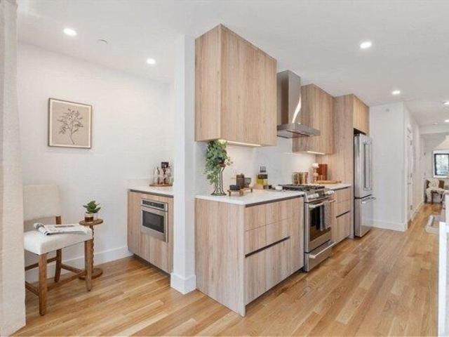 2 bedroom, Boston MA 02127 LS102725217