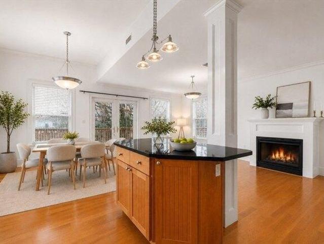 2 bedroom, Boston MA 02127 102372124