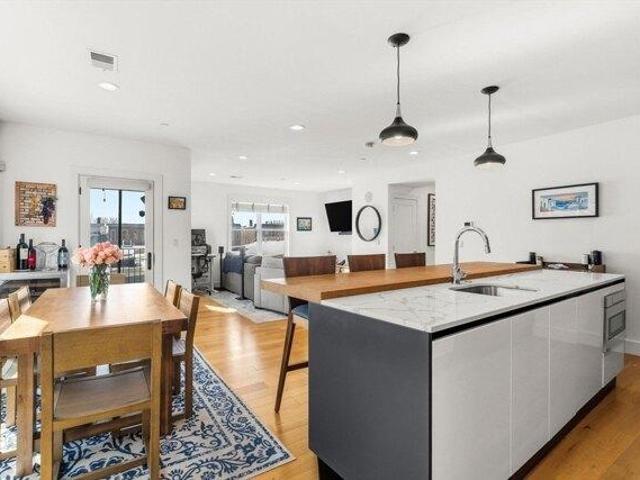 2 bedroom, Boston MA 02127 102410135
