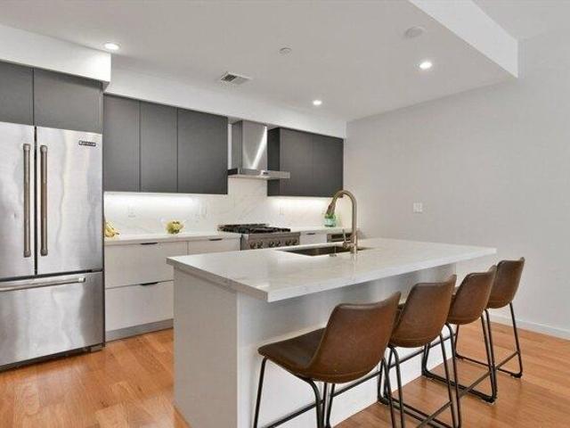 2 bedroom, Boston MA 02127 103162933