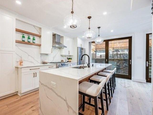 2 bedroom, Boston MA 02127 103221126