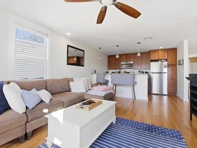 2 bedroom, Boston MA 02127 103224326