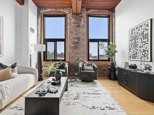 2 bedroom, Boston MA 02127 104789112