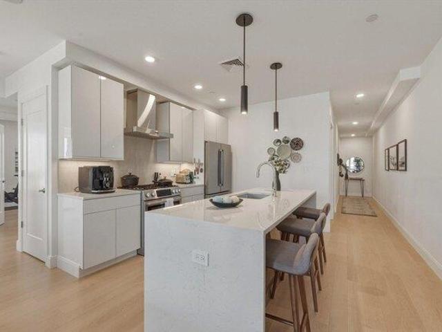 2 bedroom, Boston MA 02127 104719590