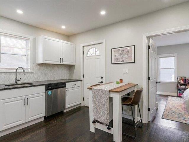 2 bedroom, Boston MA 02128 LS102778100