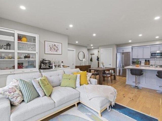 2 bedroom, Boston MA 02128 102157794