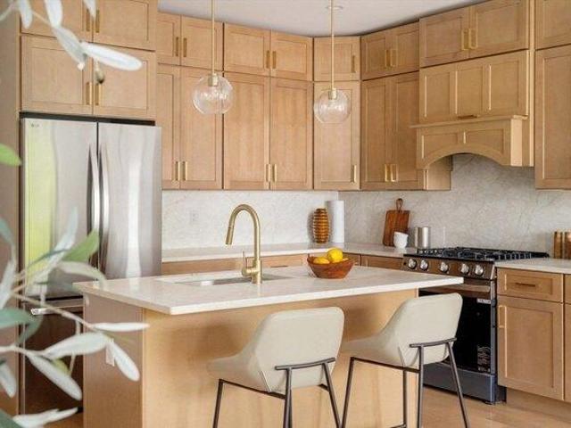 2 bedroom, Boston MA 02128 102344668