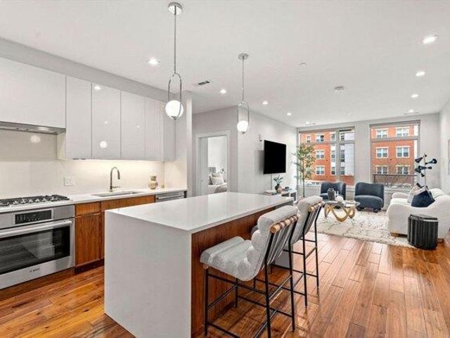 2 bedroom, Boston MA 02128 102778501
