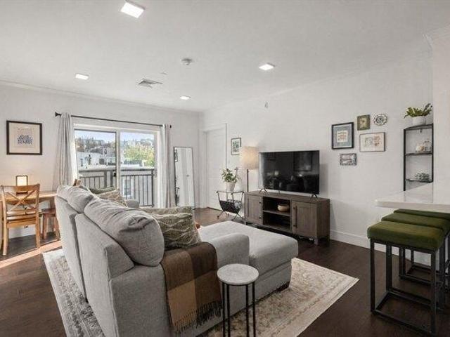 2 bedroom, Boston MA 02128 103161890