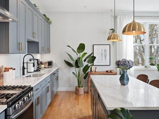 2 bedroom, Boston MA 02128 103125023