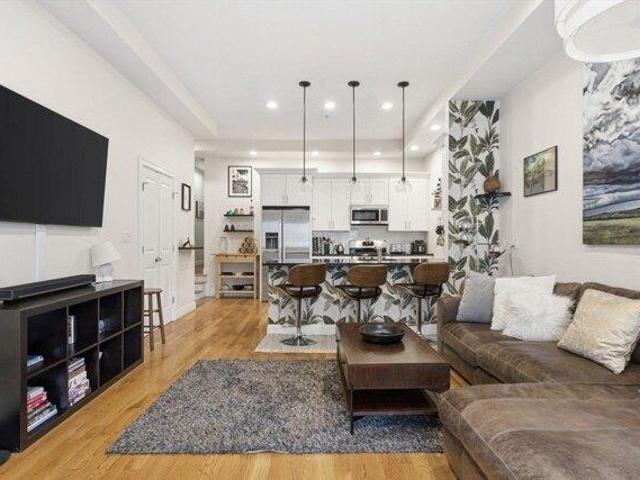 2 bedroom, Boston MA 02128 103966292