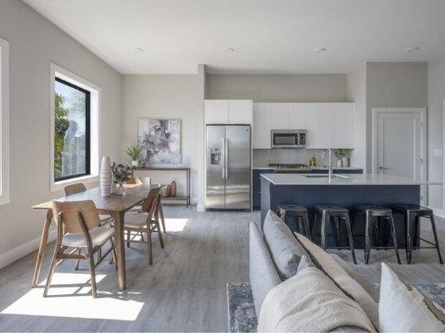 2 bedroom, Boston MA 02128 103966205