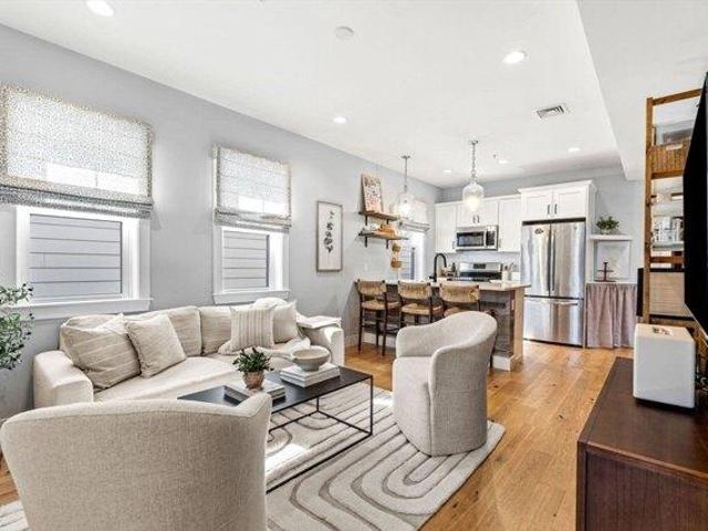 2 bedroom, Boston MA 02128 104008207