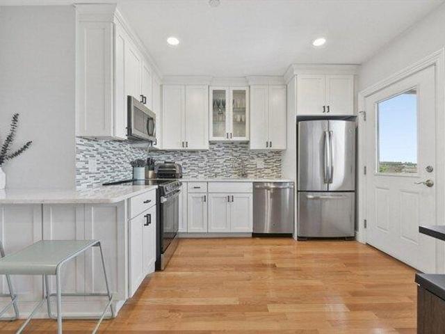 2 bedroom, Boston MA 02128 104151237