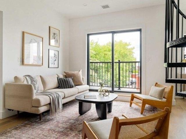 2 bedroom, Boston MA 02128 104152224