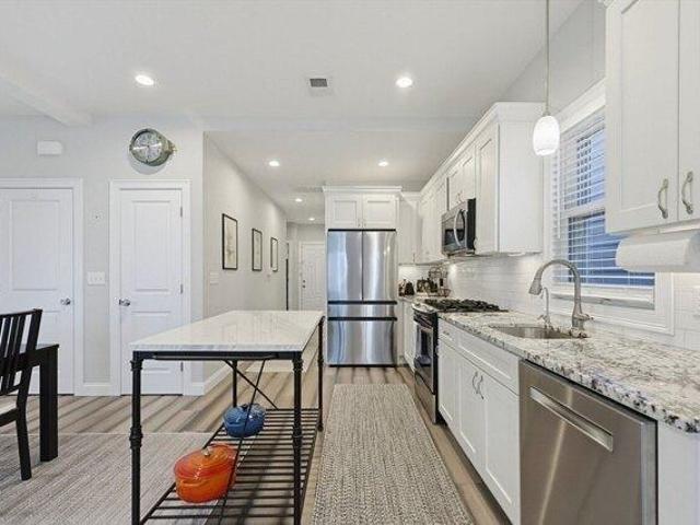 2 bedroom, Boston MA 02128 104835658