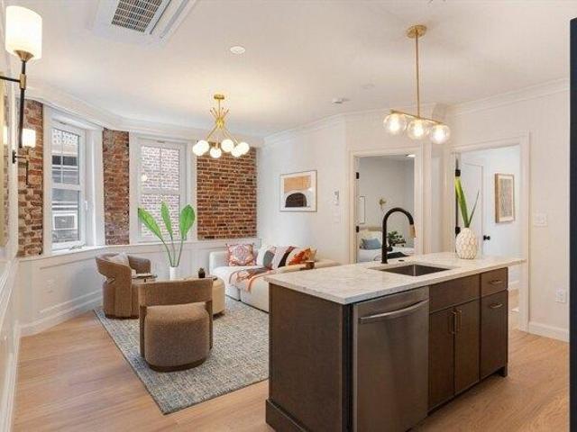 2 bedroom, Boston MA 02128 105082131