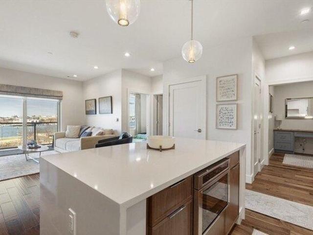 2 bedroom, Boston MA 02128 105082501