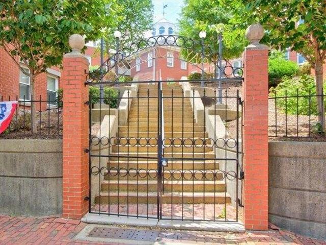 2 bedroom, Boston MA 02129 105141781