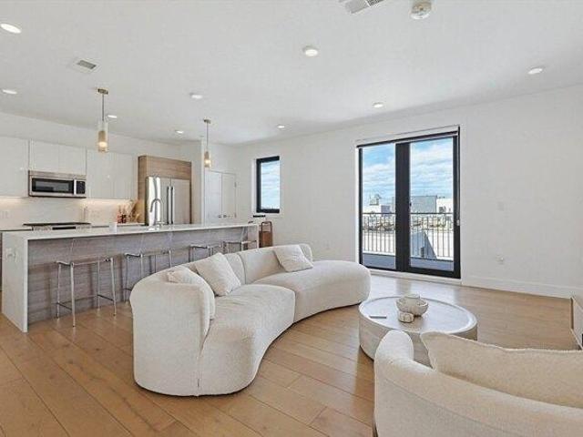 2 bedroom, Boston MA 02134 104759190