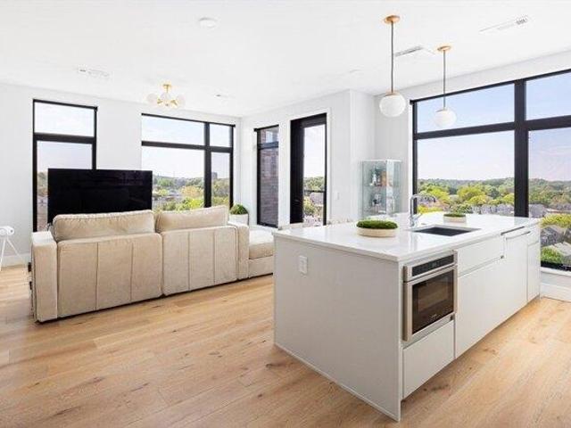 2 bedroom, Boston MA 02135 102592317