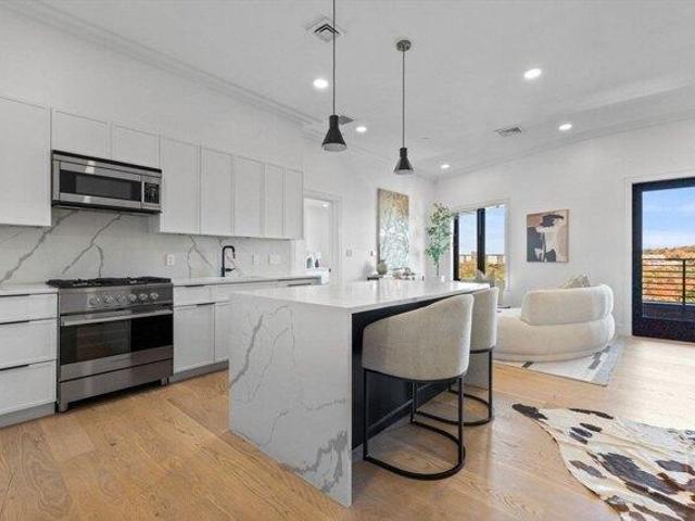 2 bedroom, Boston MA 02135 102728461