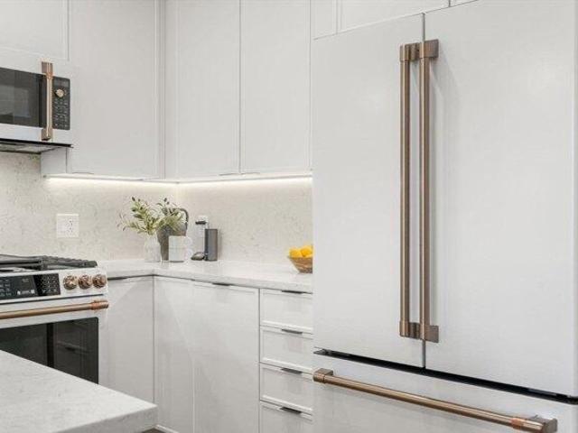 2 bedroom, Boston MA 02135 103439483