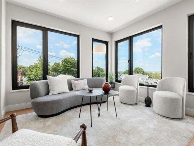 2 bedroom, Boston MA 02135 104569365