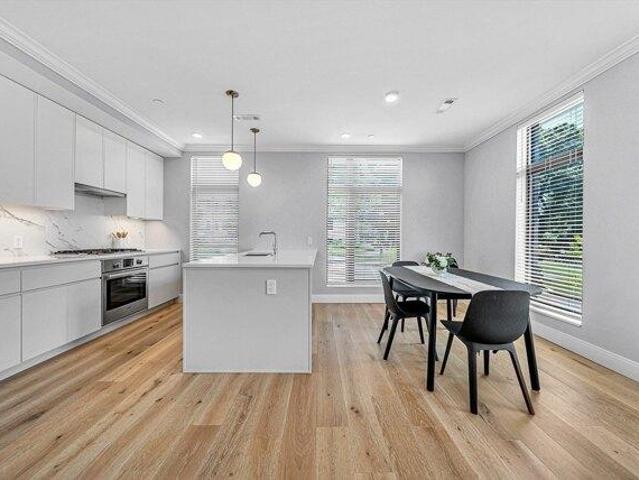 2 bedroom, Boston MA 02135 104809460