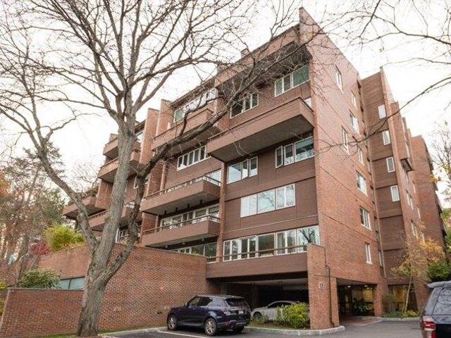 2 bedroom, Boston MA 02130 102346866