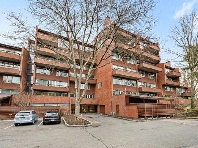 2 bedroom, Boston MA 02130 102634157
