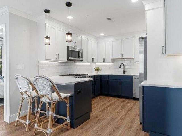 2 bedroom, Boston MA 02132 104607136