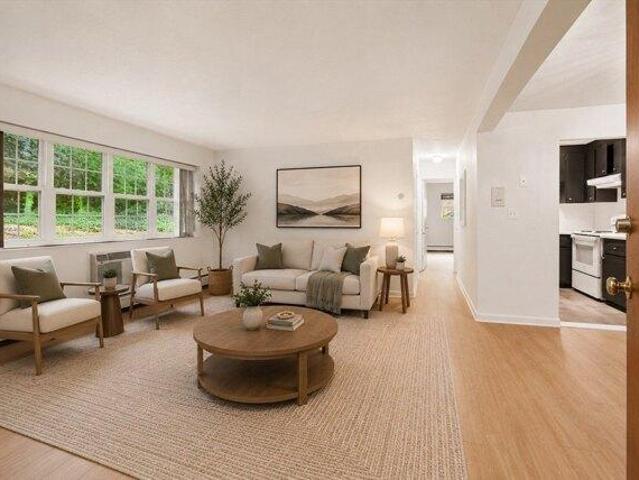 2 bedroom, Boston MA 02132 105081217