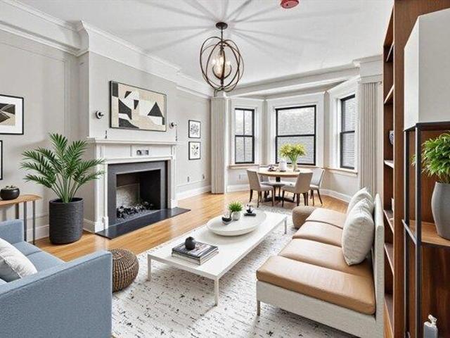 2 bedroom, Boston MA 02215 102634207