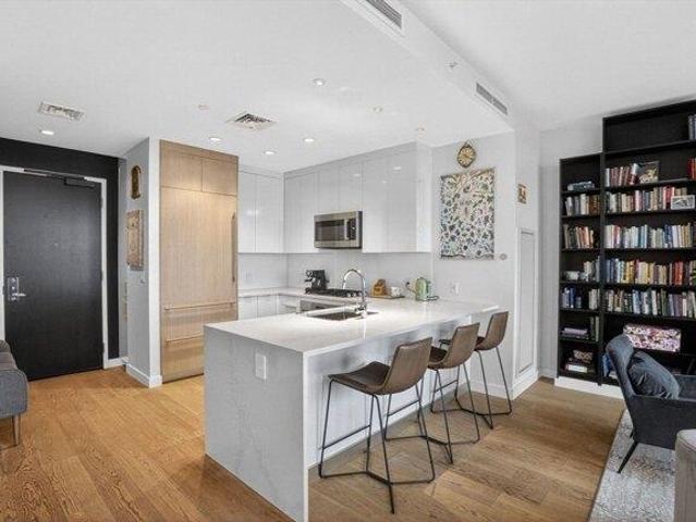 2 bedroom, Boston MA 02215 103247487