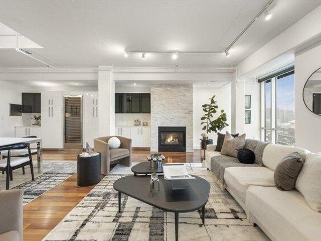 2 bedroom, Boston MA 02210 102562952