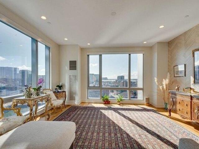 2 bedroom, Boston MA 02210 102593416