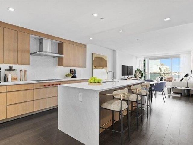 2 bedroom, Boston MA 02210 104375517