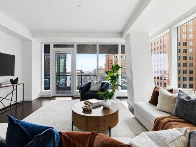 2 bedroom, Boston MA 02210 104608957