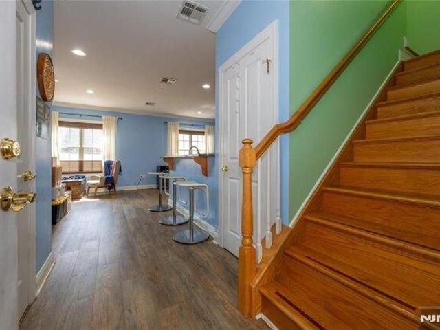 2 bedroom, Bayonne NJ 07002 102025989