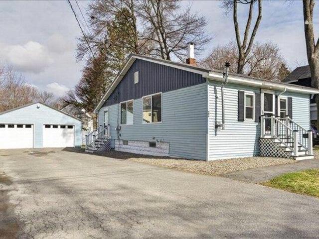 2 bedroom, Bangor ME 04401 104261556