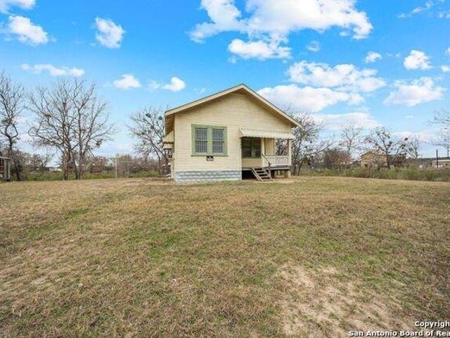 2 bedroom, Bandera TX 78003 94128899