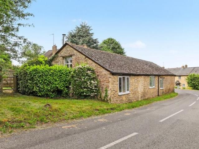 2 bedroom barn to rent