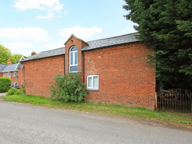 2 bedroom barn to rent