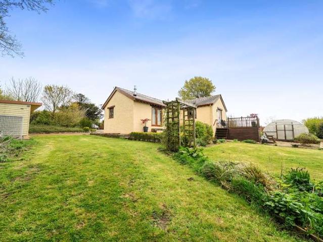 2 Bedroom Barn Conversion Character Property