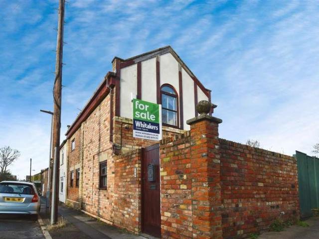 2 Bedroom Barn Conversion Character Property