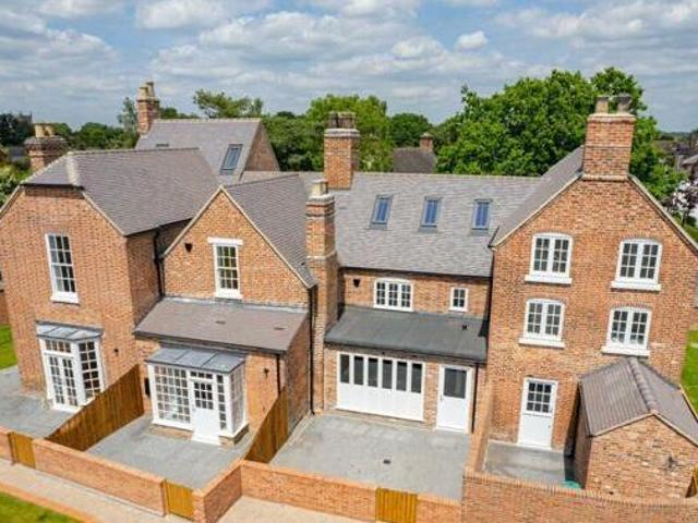 2 Bedroom Barn Conversion For Sale In Main Street, Alrewas