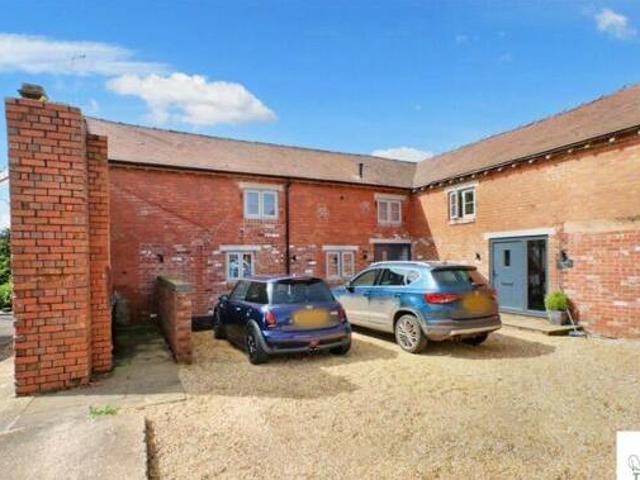 2 Bedroom Barn Conversion For Sale In Eaves Lane, Bucknall
