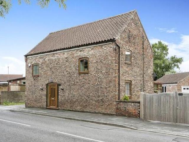 2 Bedroom Barn Conversion For Sale In Hatfield Woodhouse